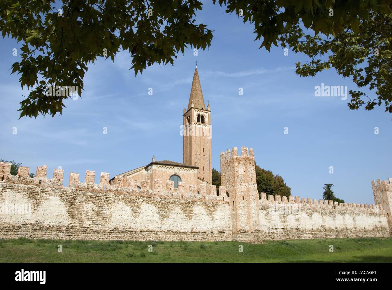 Wall of church hi-res stock photography and images - Alamy