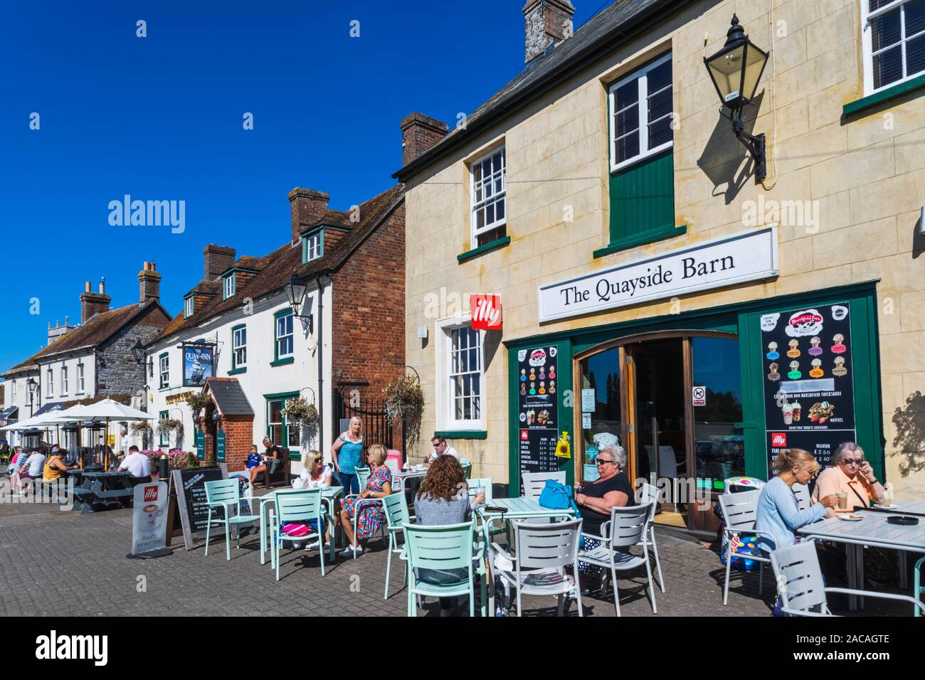 England, Dorset, Isle of Purbeck, Wareham, Quayfront Cafe and Pub Stock ...