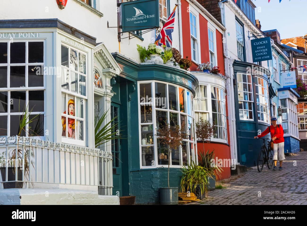 Lymington shops quay hill hi-res stock photography and images - Alamy
