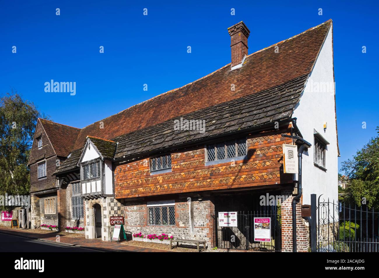England, East Sussex, Lewes, Anne of Cleves House and Gardens Stock Photo - Alamy