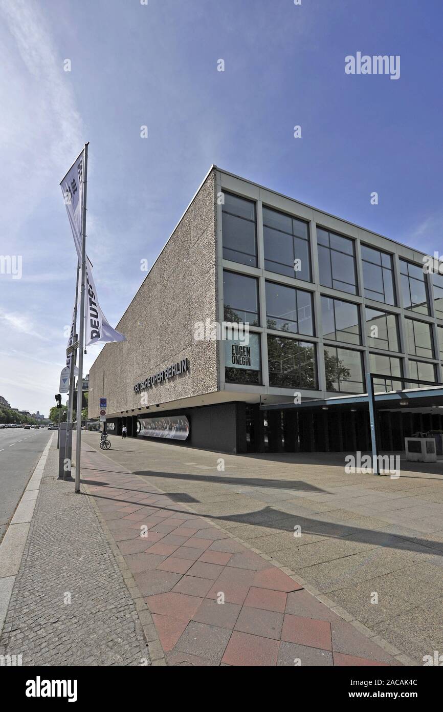 Berlin exterior view hi-res stock photography and images - Alamy