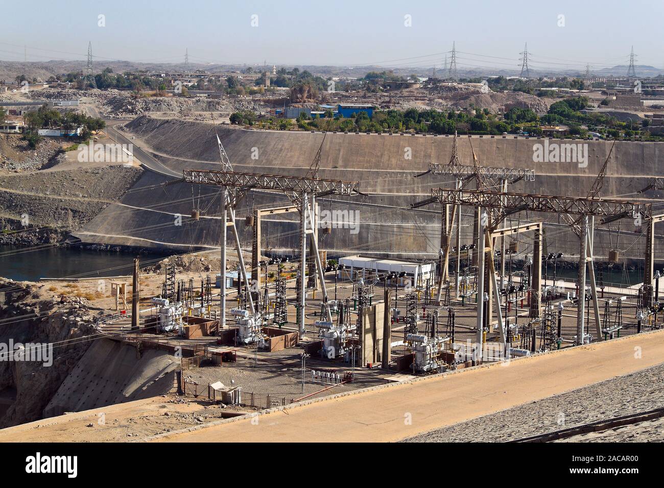 Egypt power plant hi-res stock photography and images - Alamy
