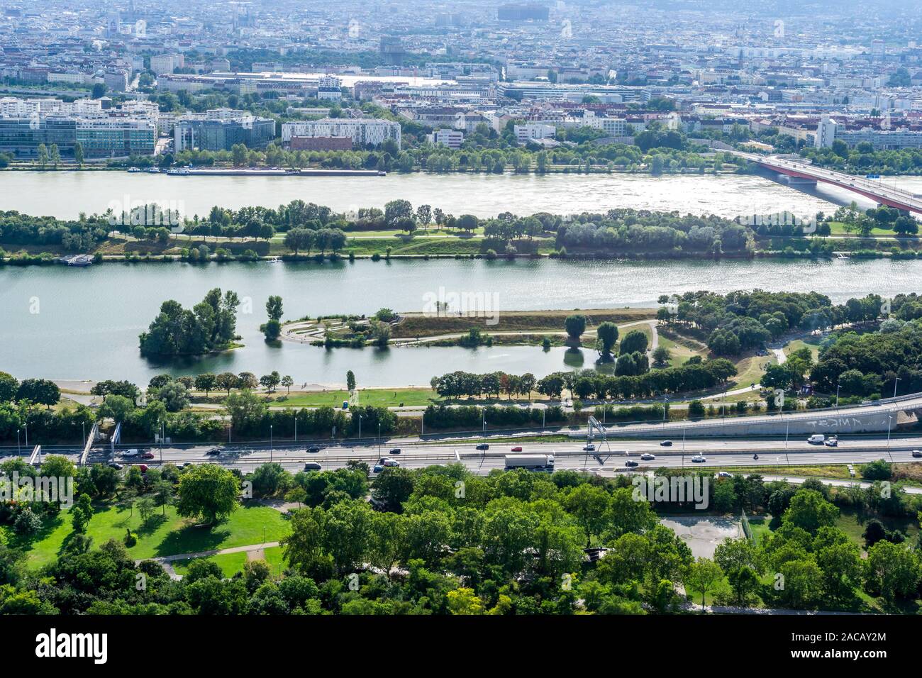 Vienna skyline from the river hi-res stock photography and images - Alamy