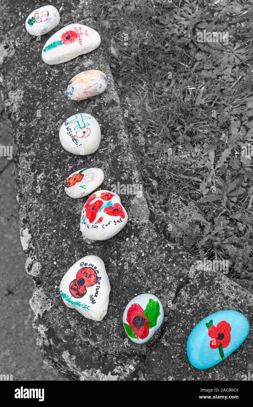 Wartime remembrance painting hi-res stock photography and images - Alamy