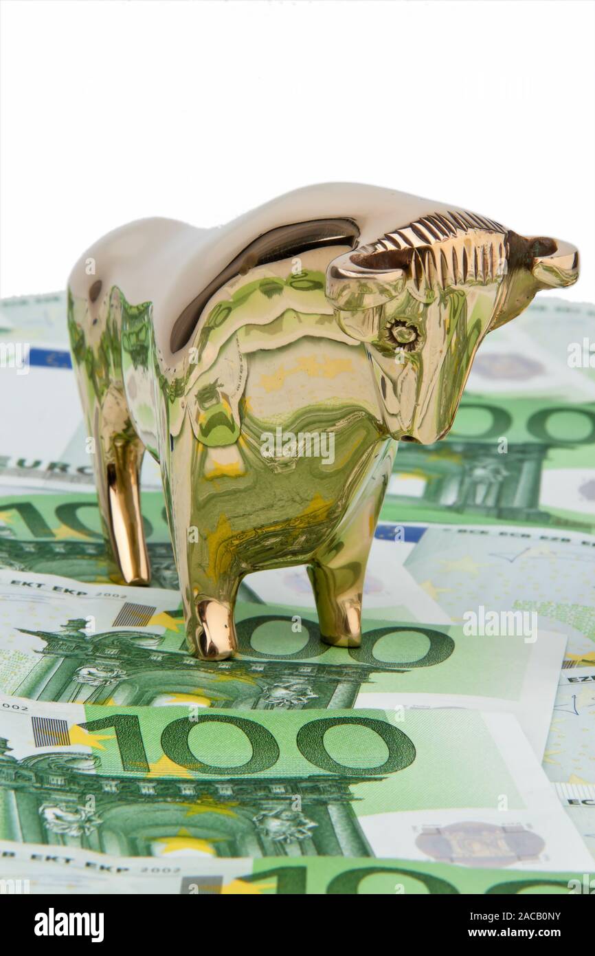 Euro banknotes. bull and bear Stock Photo - Alamy