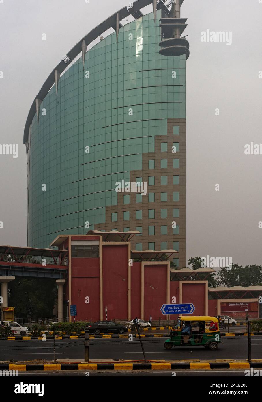 The smog reducing the visibility and health behind DLF tower in DLF ...