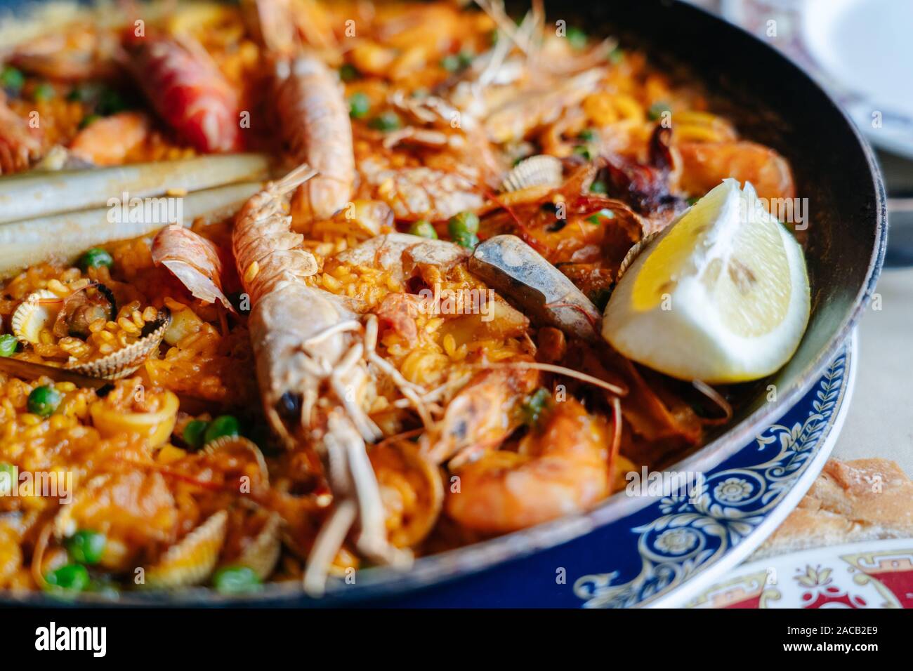 Valencian paella hi-res stock photography and images - Alamy
