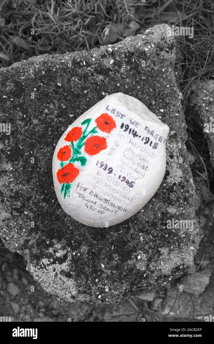 Wartime remembrance painting hi-res stock photography and images - Alamy