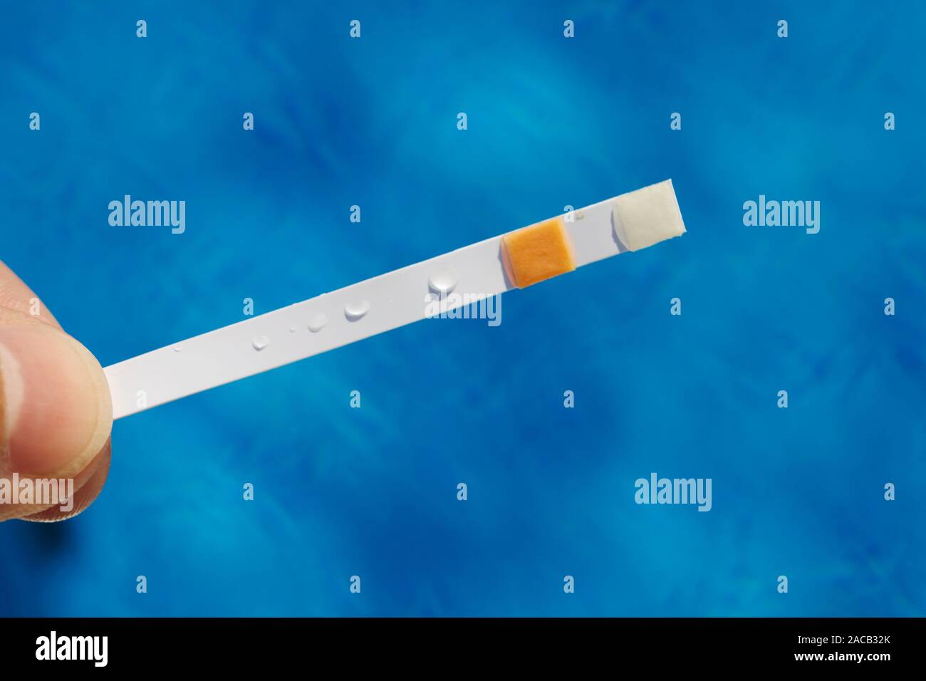 Chlorine content and PH value test in pool water Stock Photo - Alamy