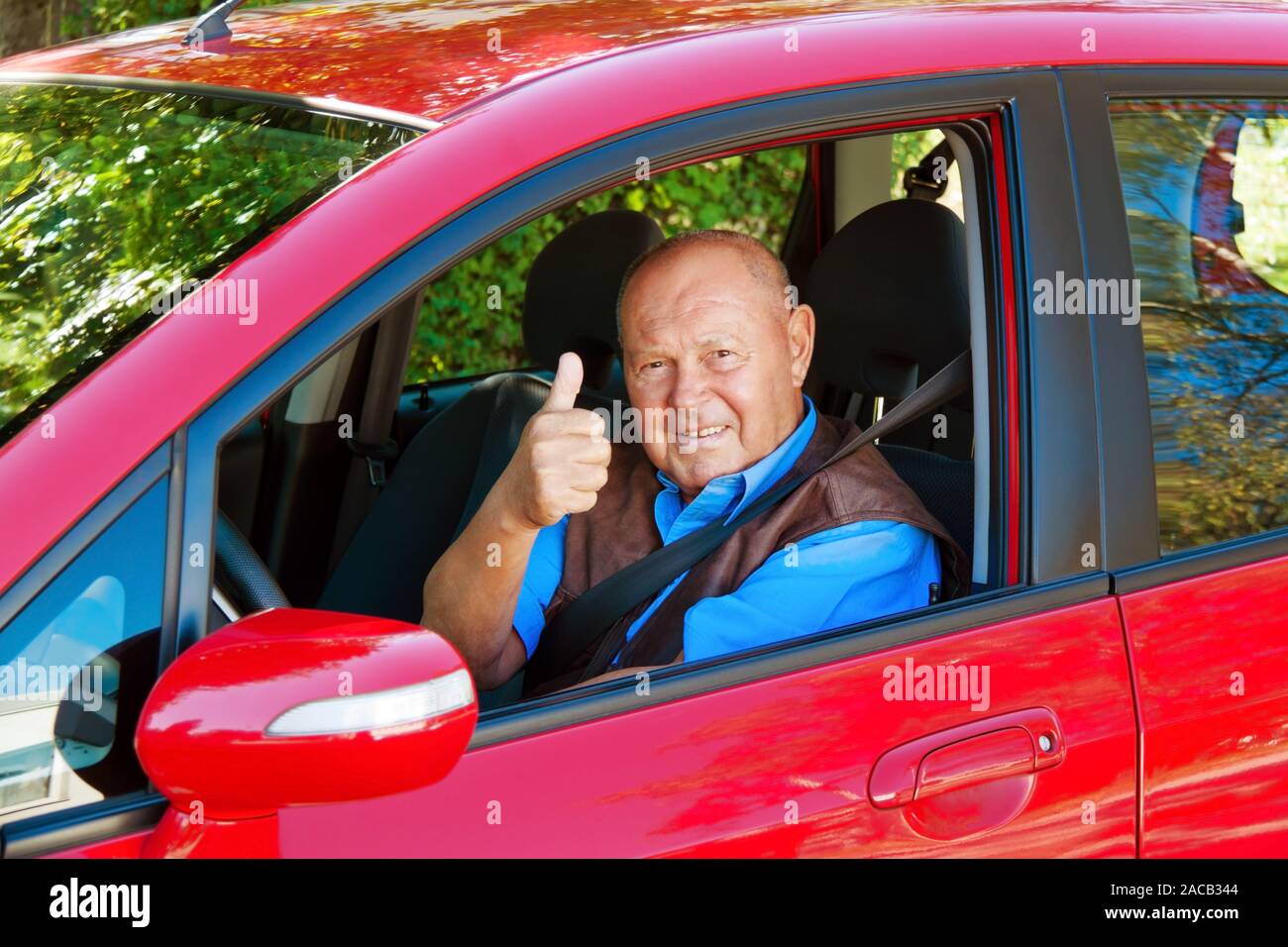 Senior driver in the car Stock Photo - Alamy