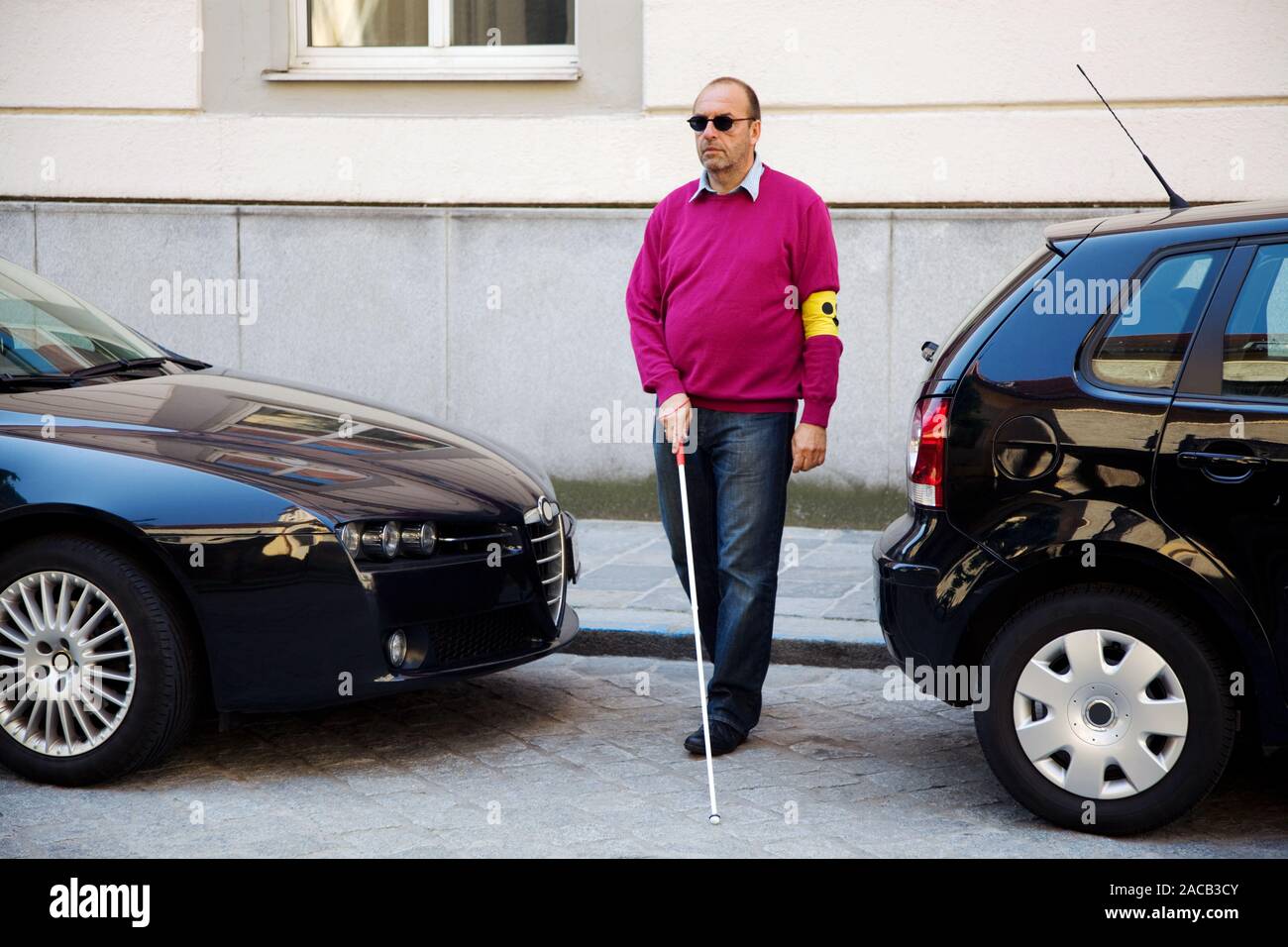 Blind man hi-res stock photography and images - Alamy