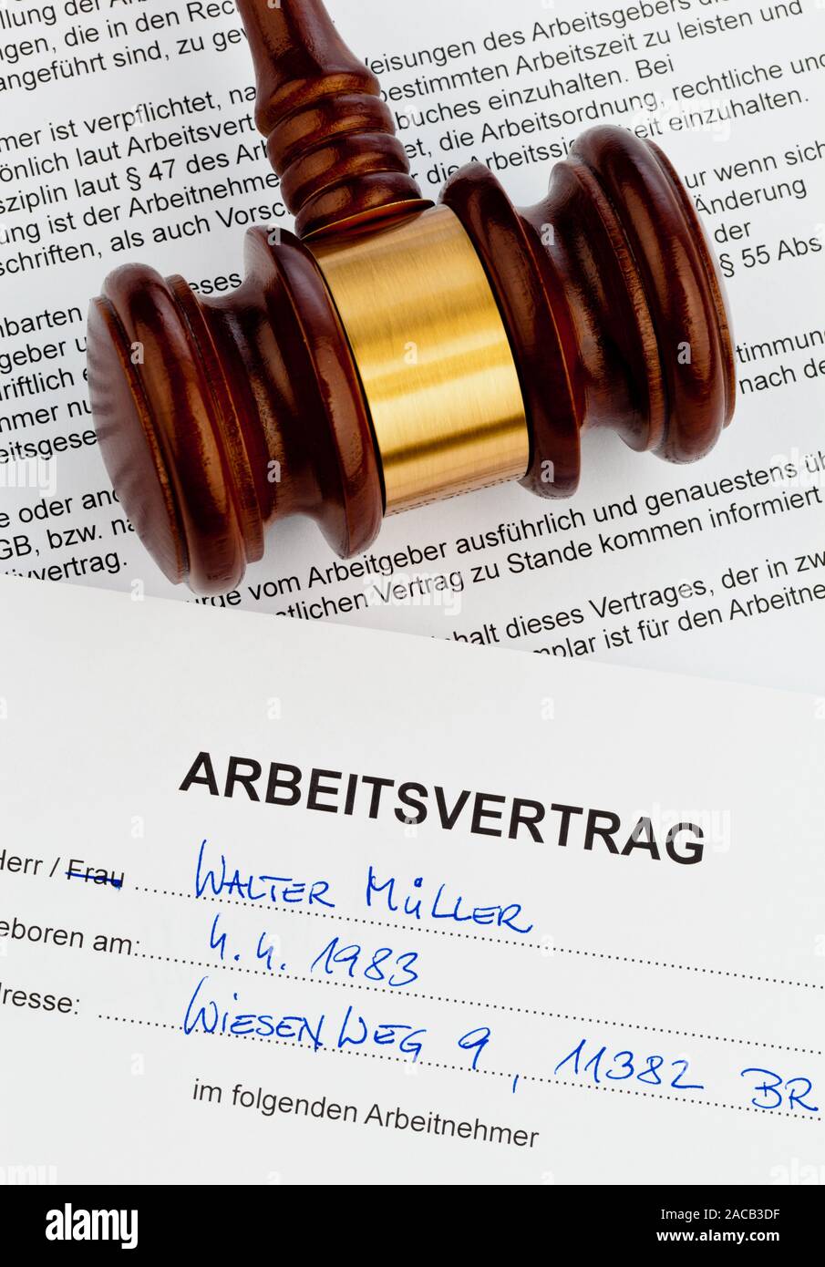 Employment contract in German language Stock Photo - Alamy