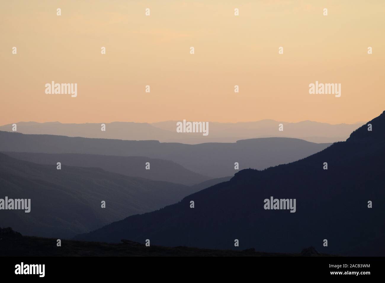 Oregon sunset cascade range hi-res stock photography and images - Alamy