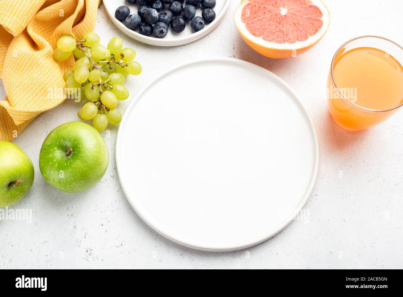 Fruit border hi-res stock photography and images - Alamy