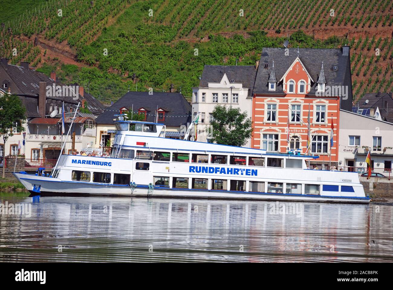 Alf (mosel) hi-res stock photography and images - Alamy