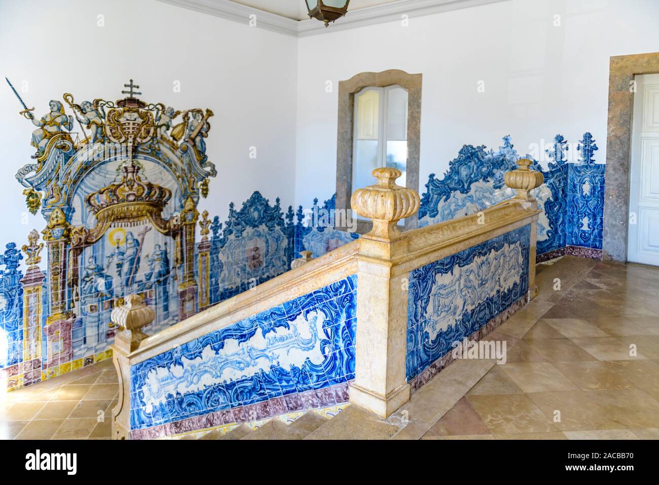 Traditional portuguese tiles hi-res stock photography and images - Alamy