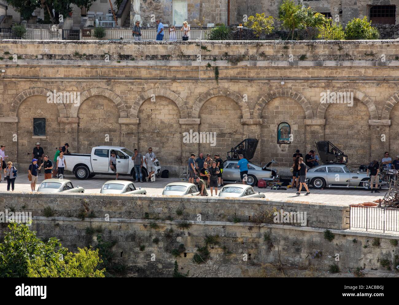 James bond 007 shoot hi-res stock photography and images - Alamy