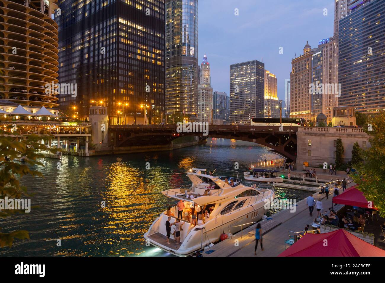 Chicago River, Chicago, Illinois, USA Stock Photo - Alamy