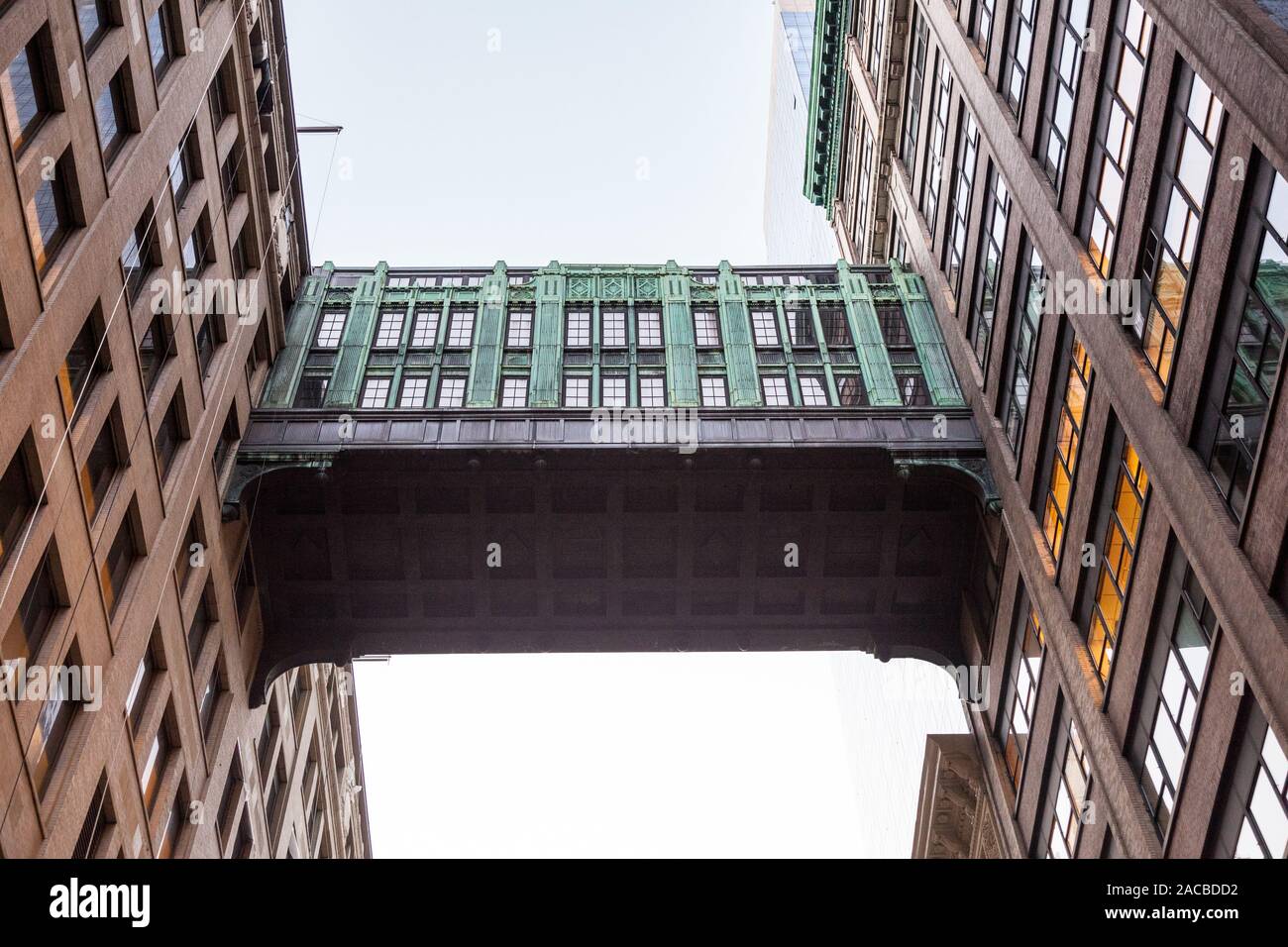 Gimbels traverse or sky bridge on w 32nd street hi-res stock ...