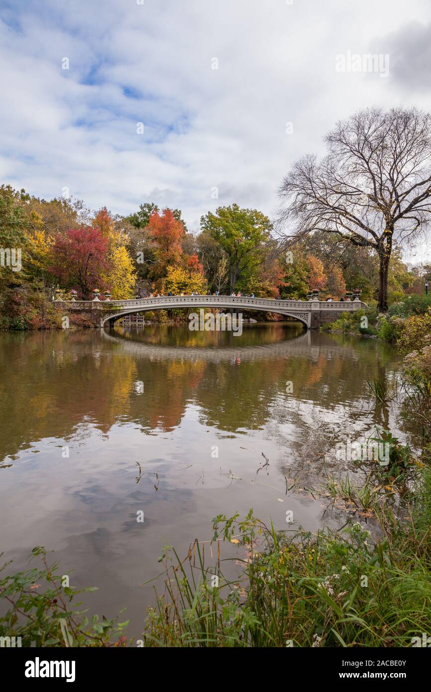 Bow Bridge in Fall, Central park, New York City, United States of ...