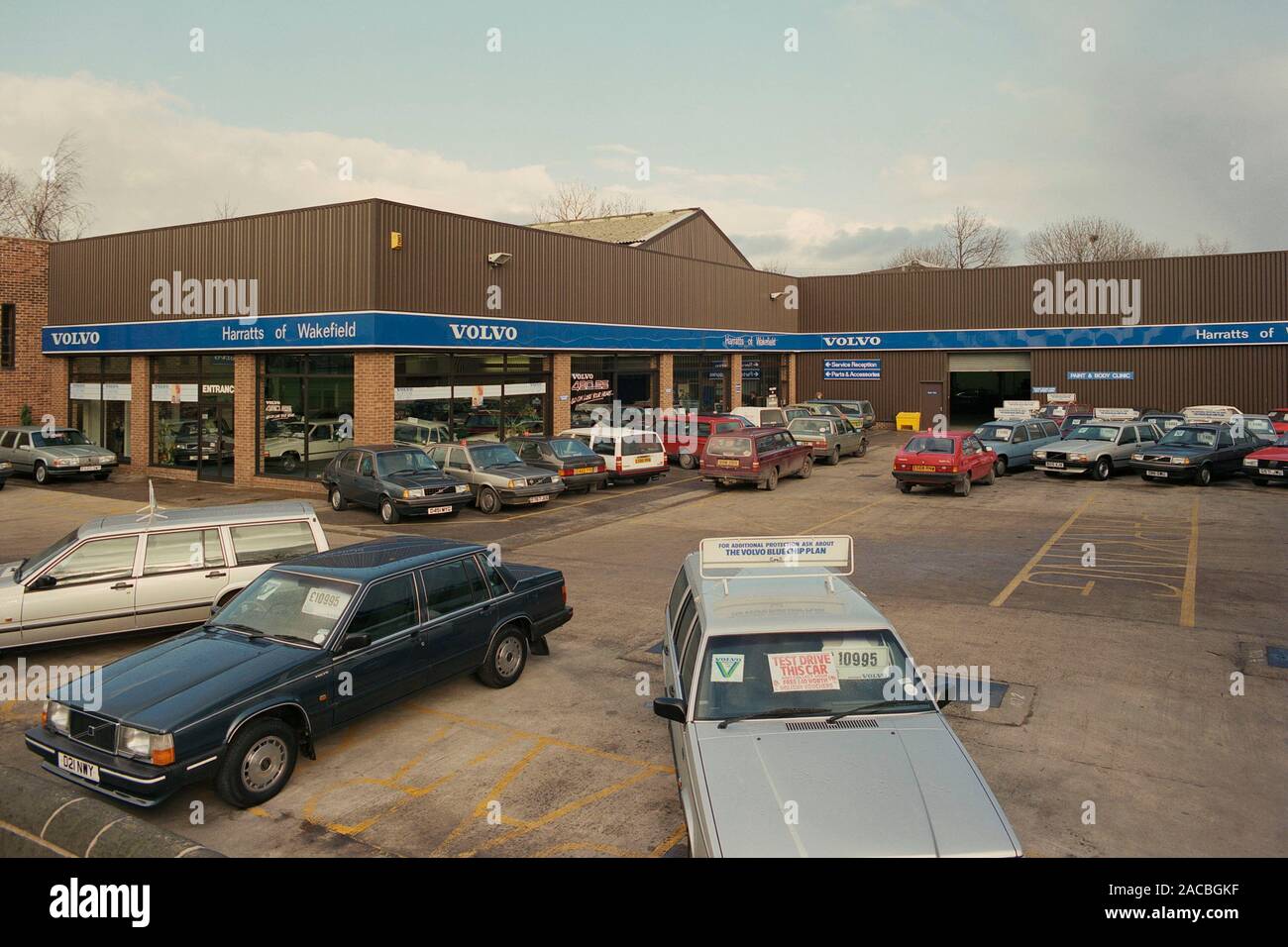 1980s car dealership hi-res stock photography and images - Alamy