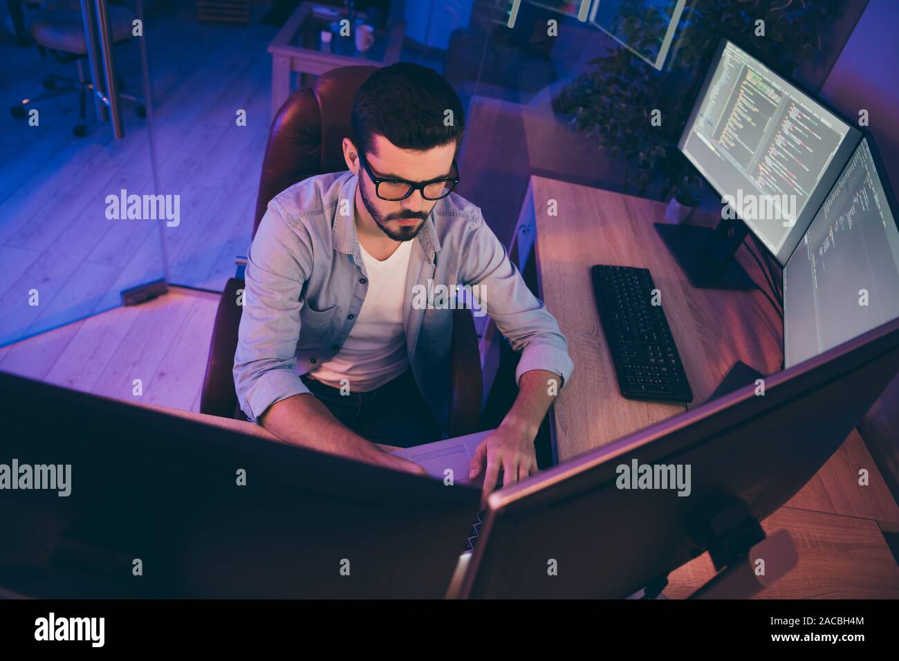 Photo of it specialist guy sitting comfy chair holding hands on ...