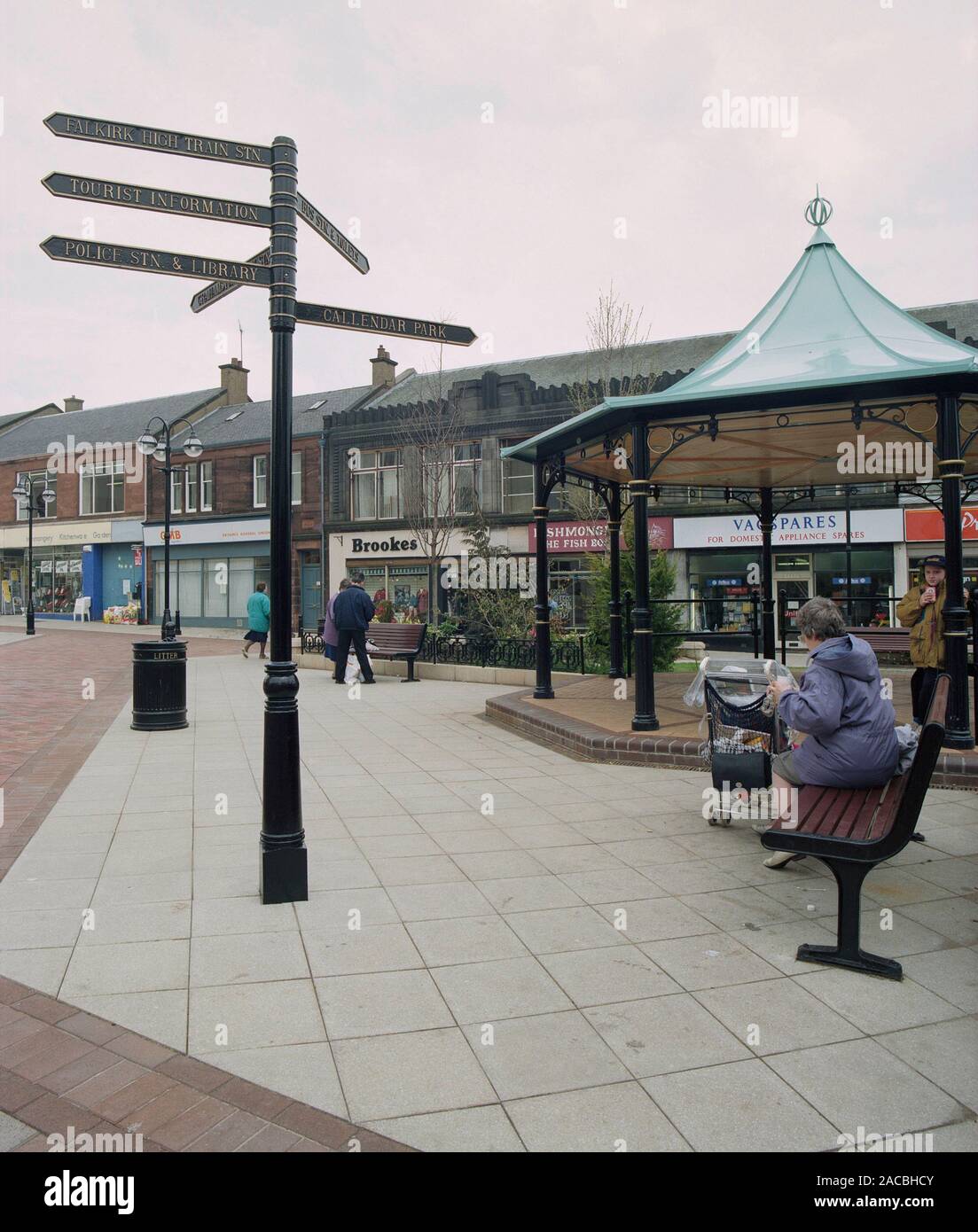 The town centre of Falkirk, Central Scotland, in 1994 Stock Photo - Alamy