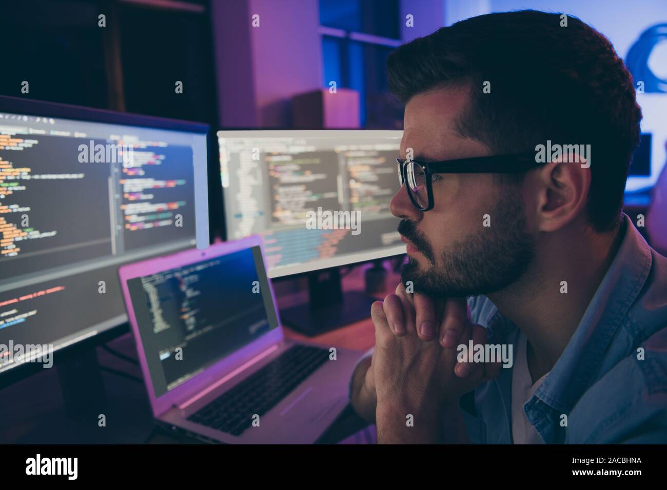 Monitoring brainstorming hi-res stock photography and images - Alamy