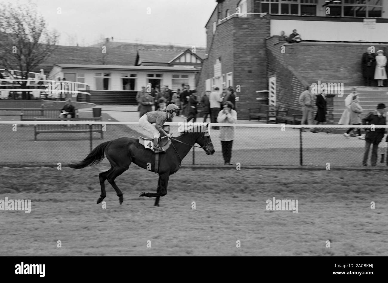 Pontefract races hi-res stock photography and images - Alamy