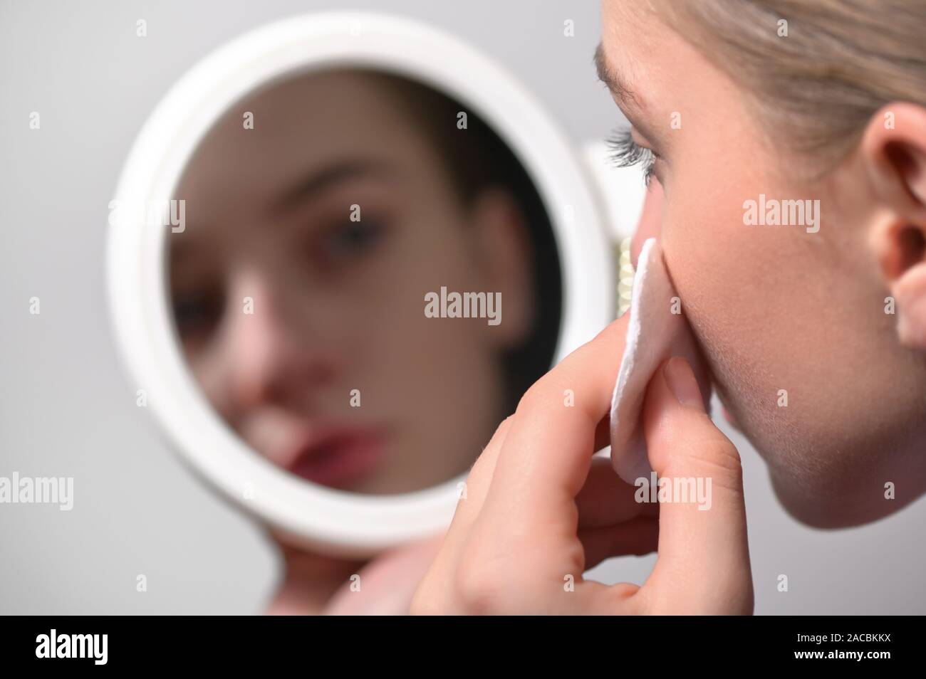 Makeup Removing Wipes High Resolution Stock Photography and Images - Alamy