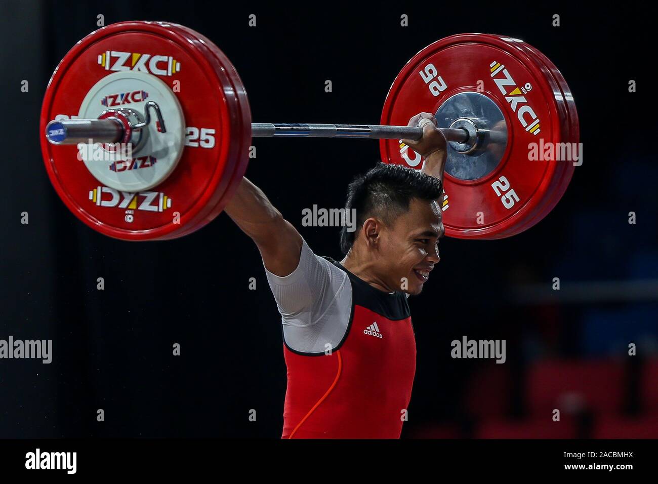 Manila, Philippines. 2nd Dec, 2019. Eko Irawan of Indonesia competes ...