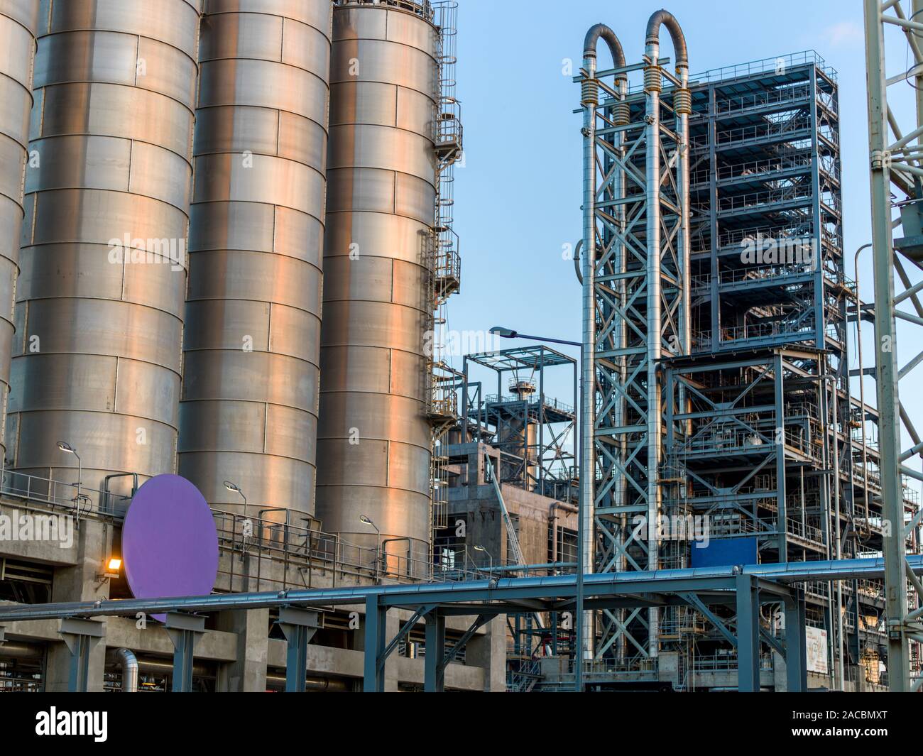 oil and gas processing towers and columns Stock Photo - Alamy