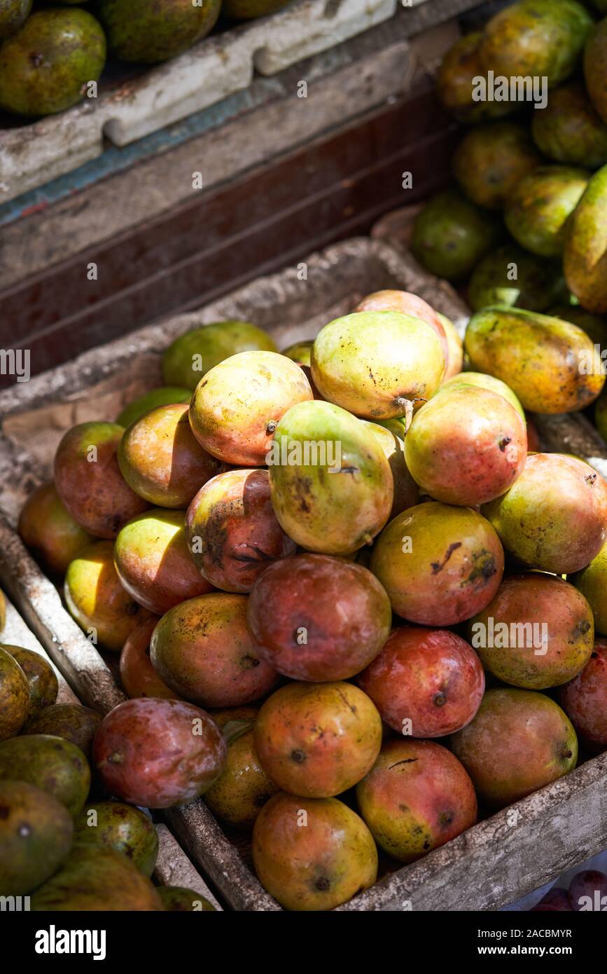 Kandy market hi-res stock photography and images - Alamy