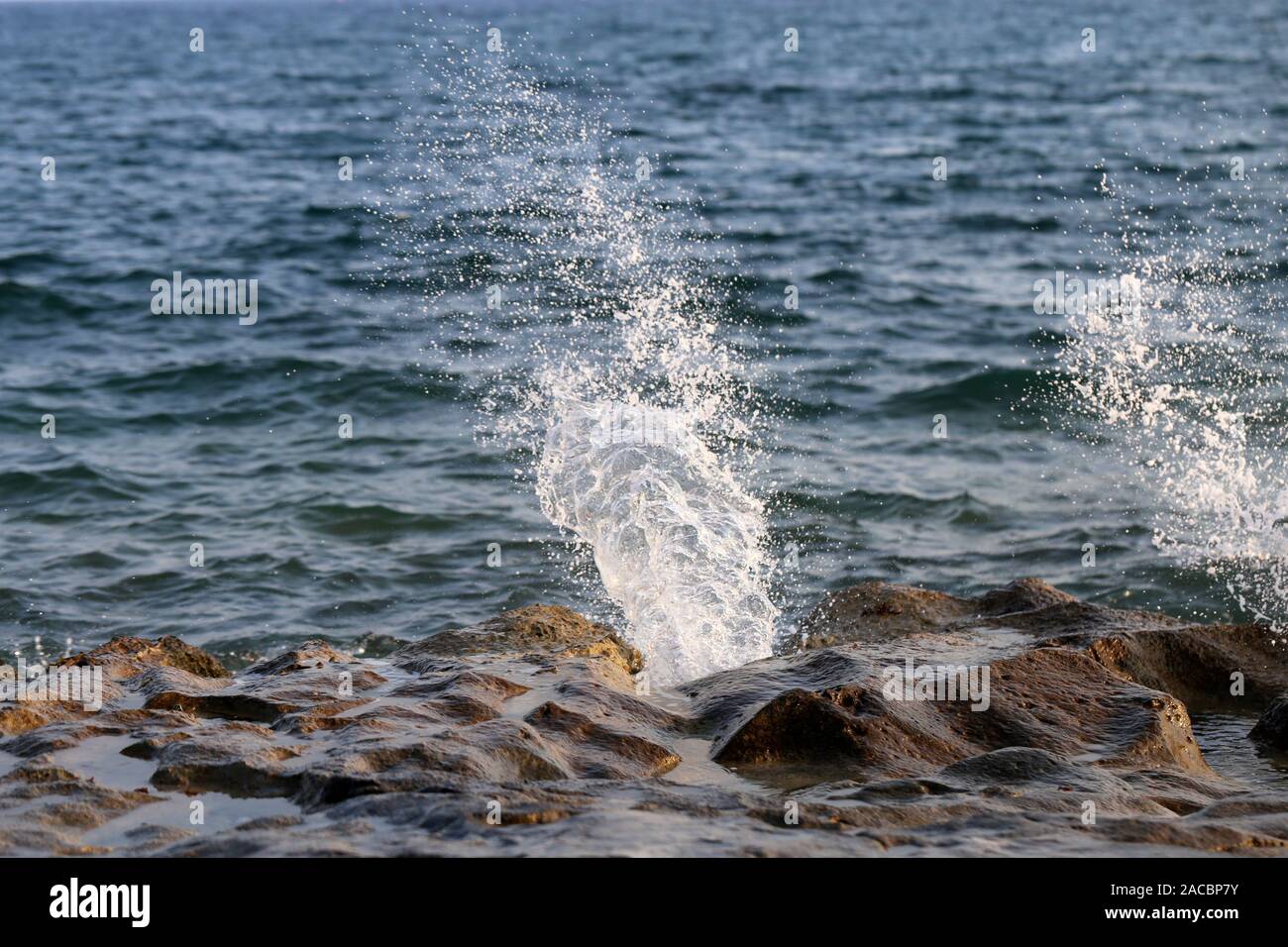 Big wave hitting the shore hi-res stock photography and images - Alamy