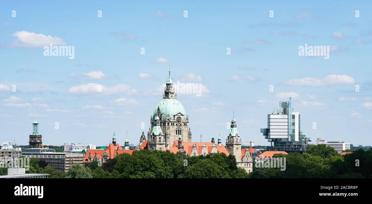 Downtown hannover hi-res stock photography and images - Alamy