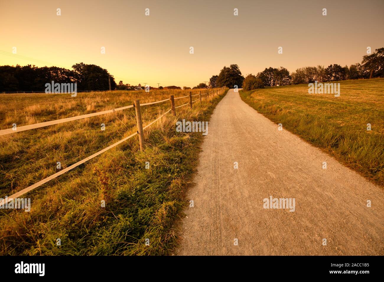 Ha ha fence hi-res stock photography and images - Alamy