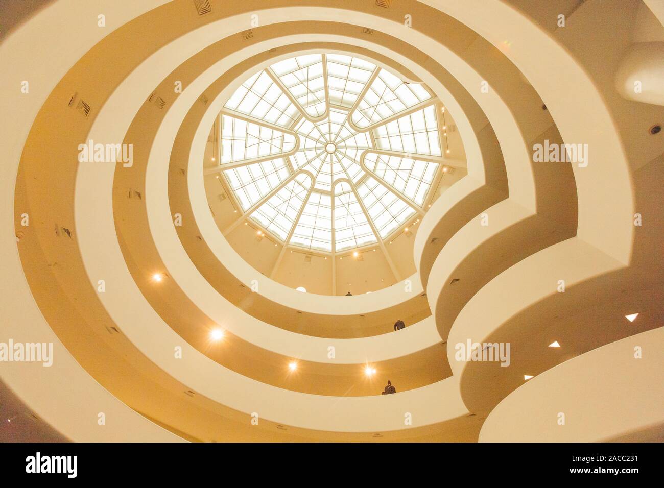 Central skylight Guggenheim Museum, 5th Avenue, Manhattan, New York ...