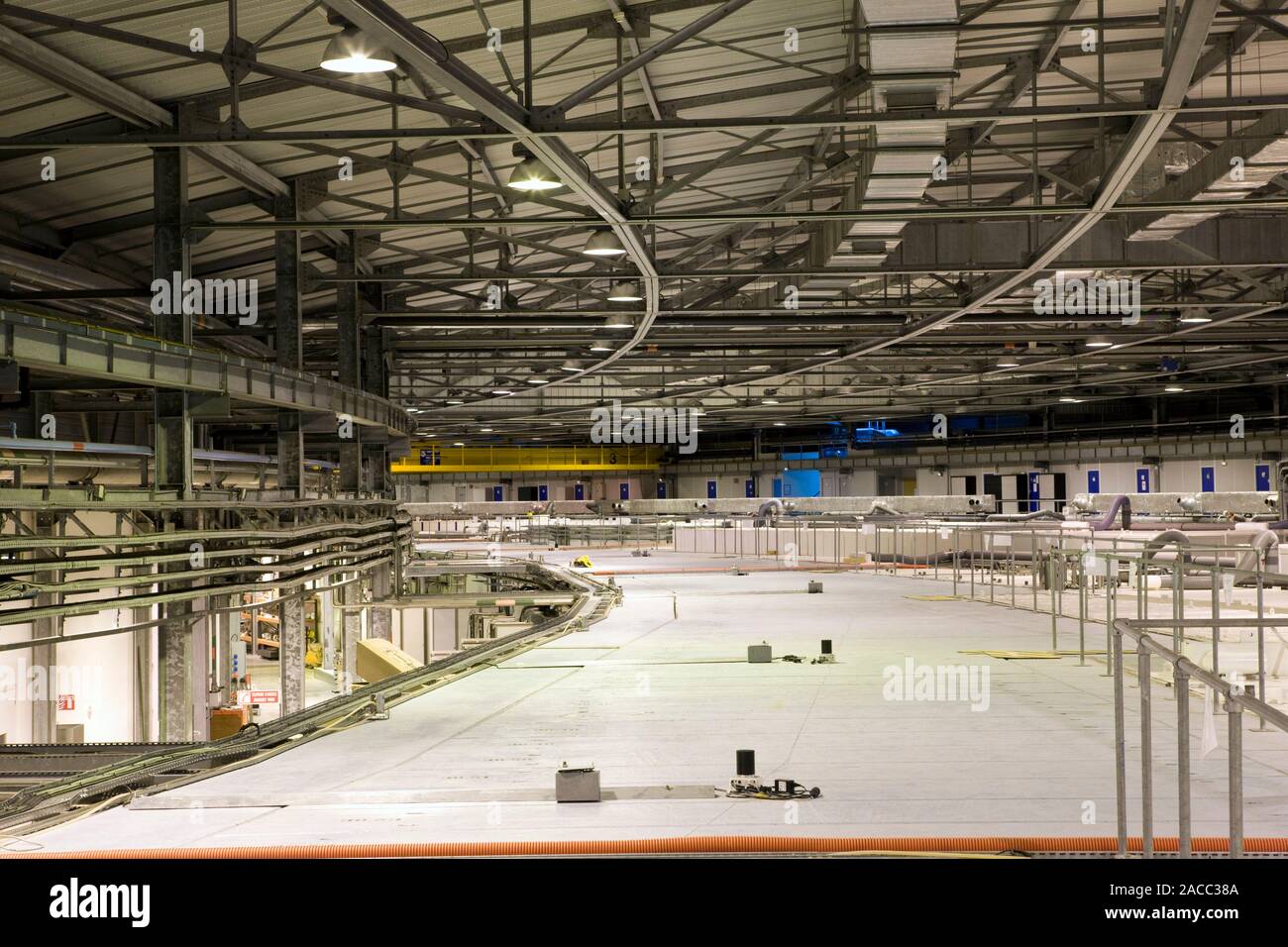 Storage ring building at the European Synchrotron Radiation Facility ...