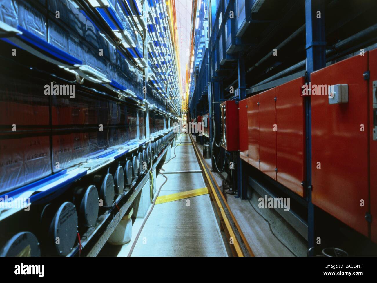 Cosmic rays and magnetic monopoles research. The detectors of the MACRO ...