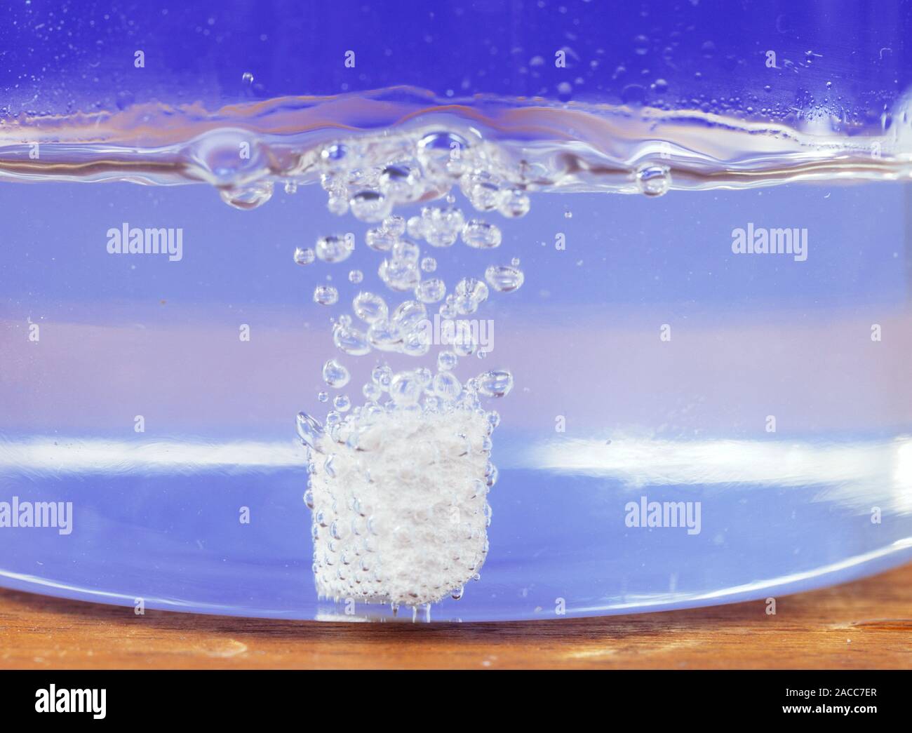 Sodium reacting with ethanol. Sodium (symbol Na) is a reactive metal of ...