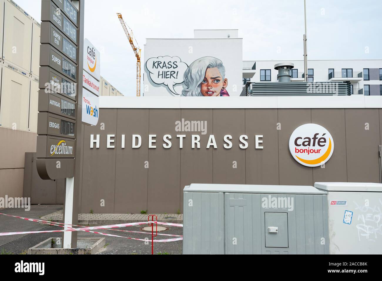 10.06.2019, Berlin, Germany, Europe - Gas station along Heidestrasse in ...