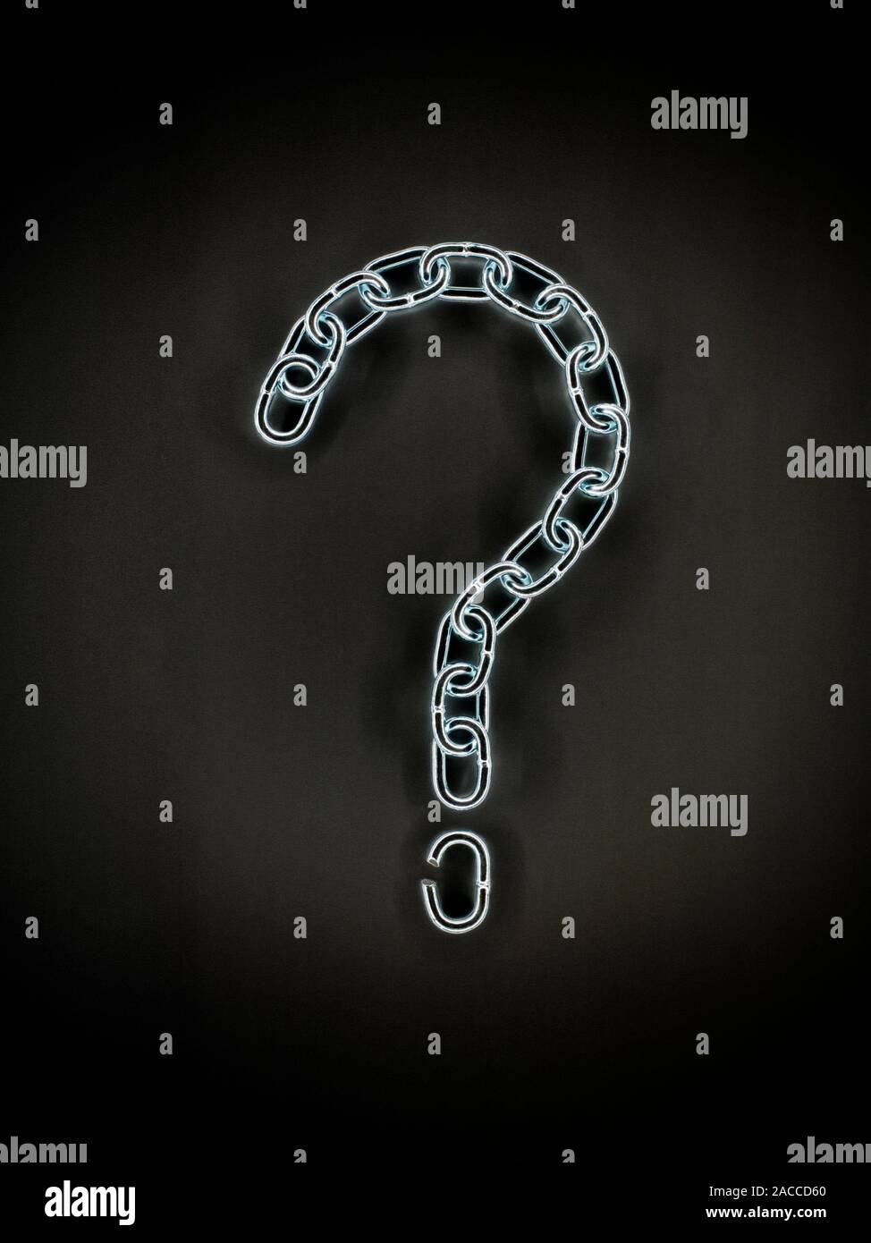 Question mark sign made from a chain Stock Photo - Alamy