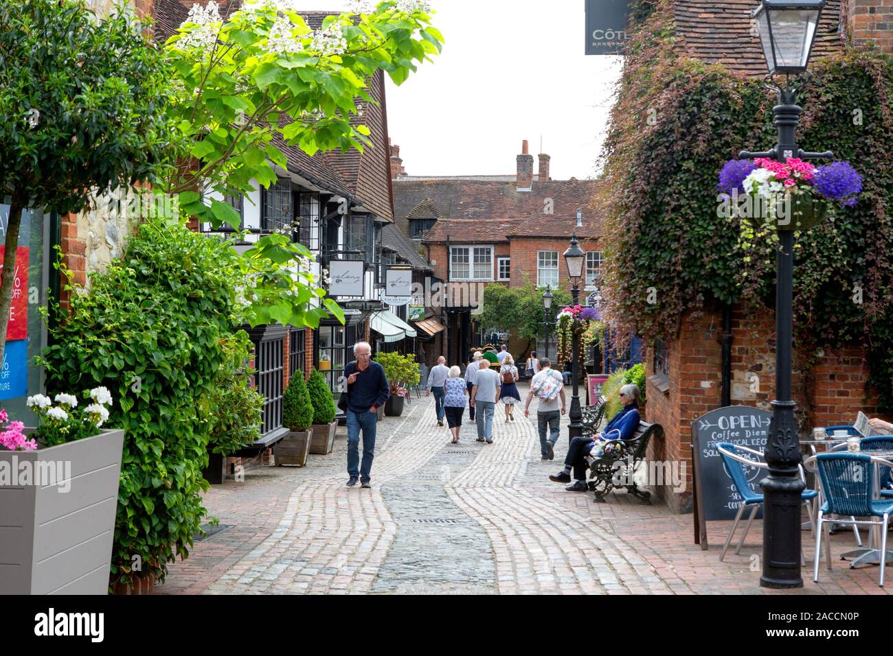 Farnham high street hi-res stock photography and images - Alamy