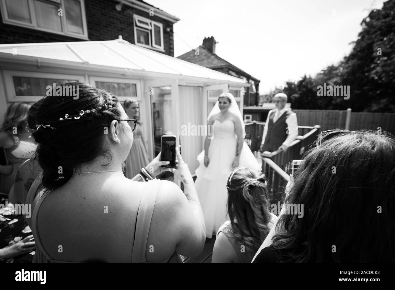 Bride and bridal party ready for the big day after preparation, photo's ...
