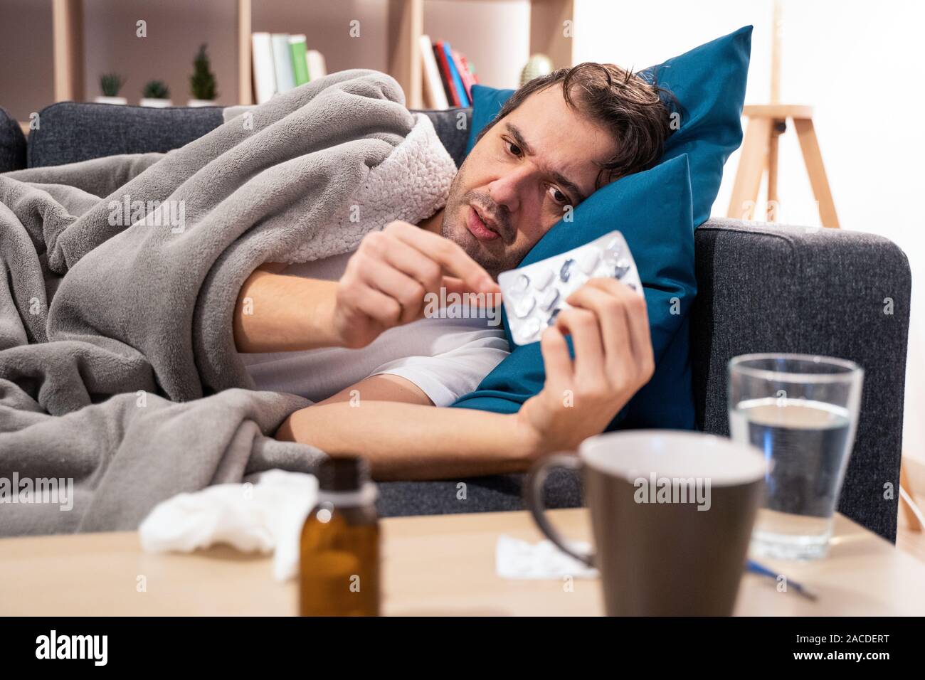 Sick man cold hi-res stock photography and images - Alamy