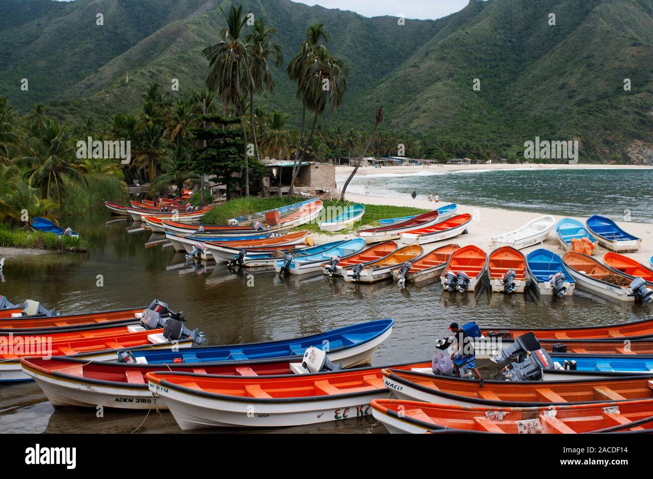 Chuao boats hi-res stock photography and images - Alamy