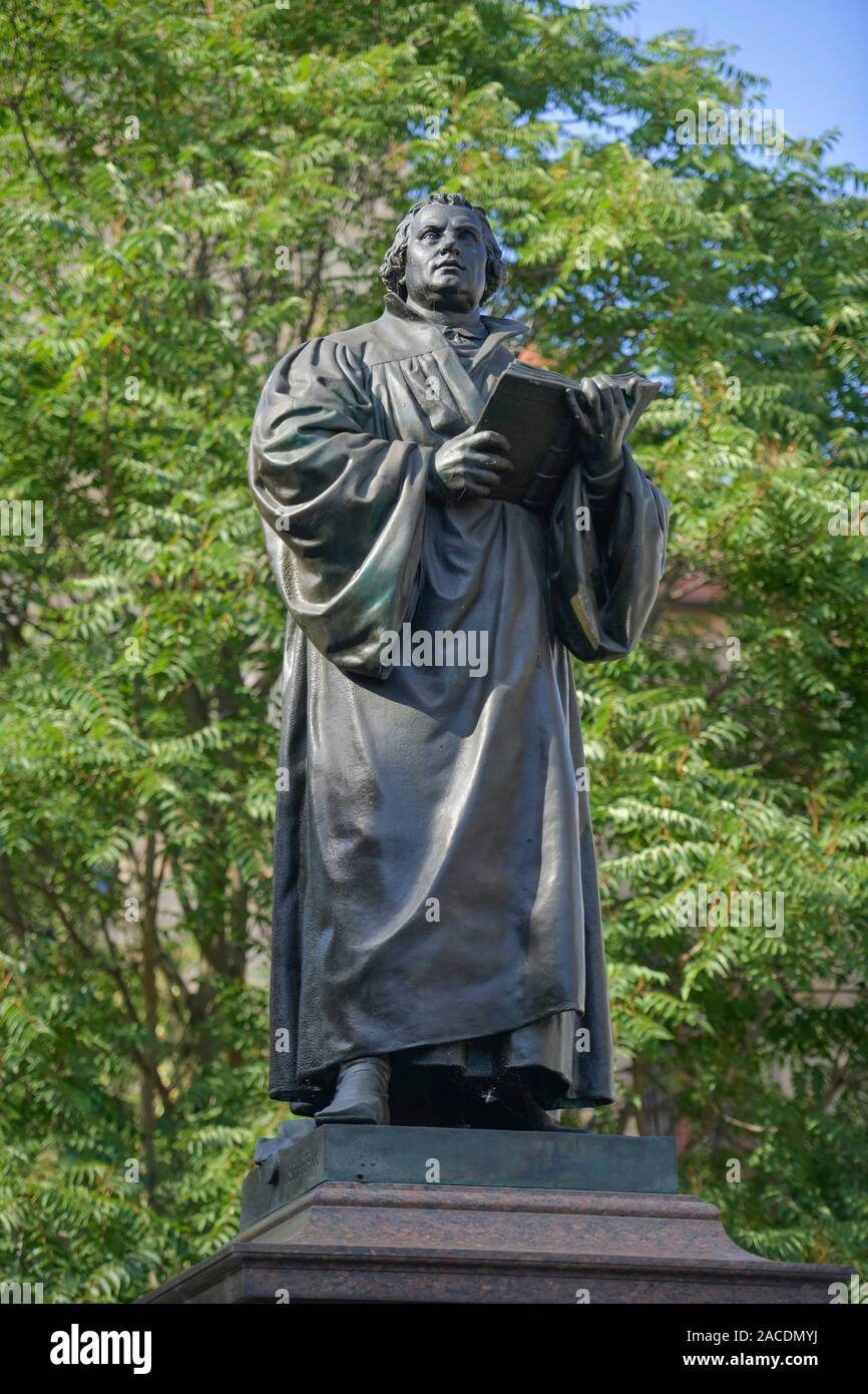 Statue Martin Luther, Anger, Erfurt, Thüringen, Deutschland Stock Photo ...