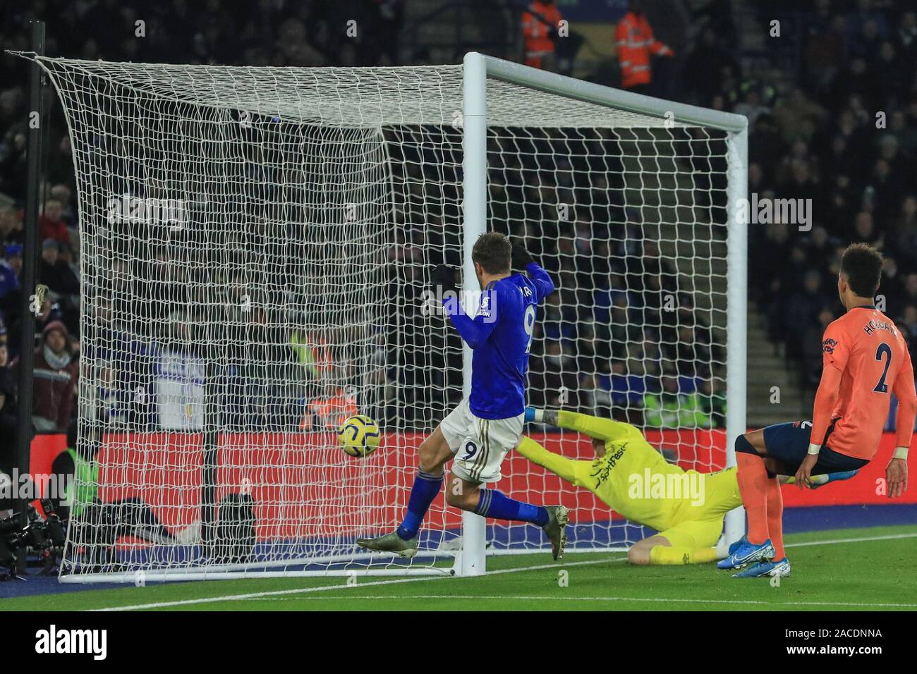 1st December 2019, King Power Stadium, Leicester, England; Premier ...