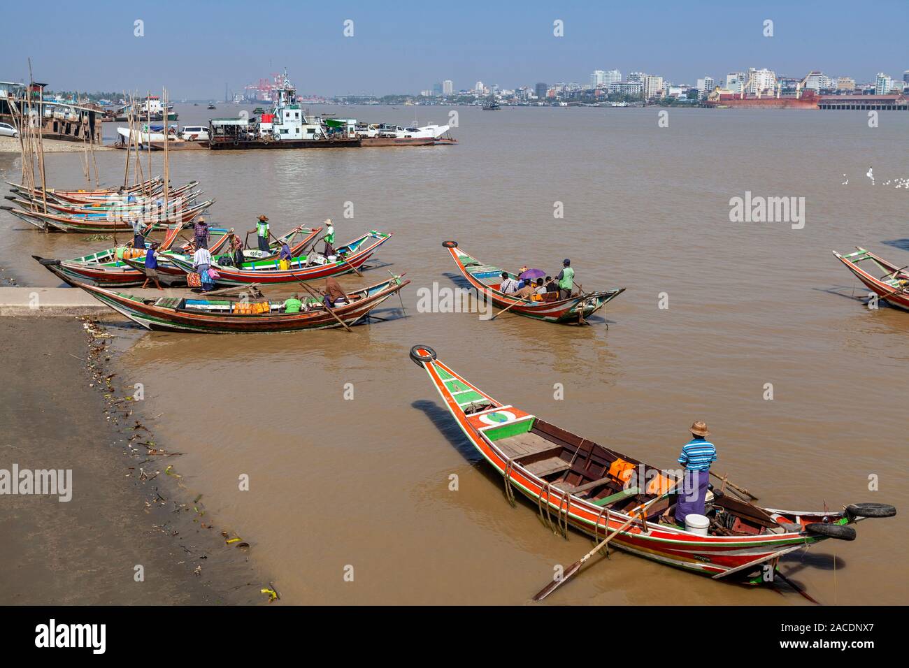 Small ferry boats hi-res stock photography and images - Alamy