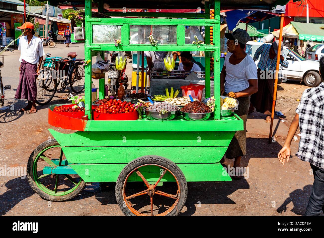 Mobile Food Stall High Resolution Stock Photography and Images - Alamy